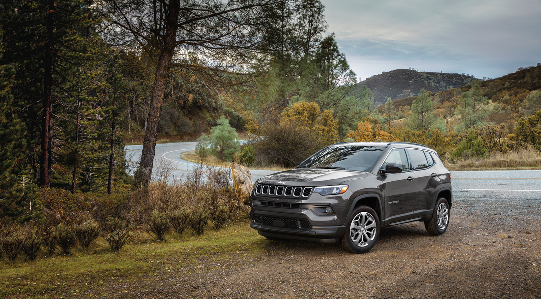2025 Jeep Compass for Sale near Levittown, NY | Merrick JCDR